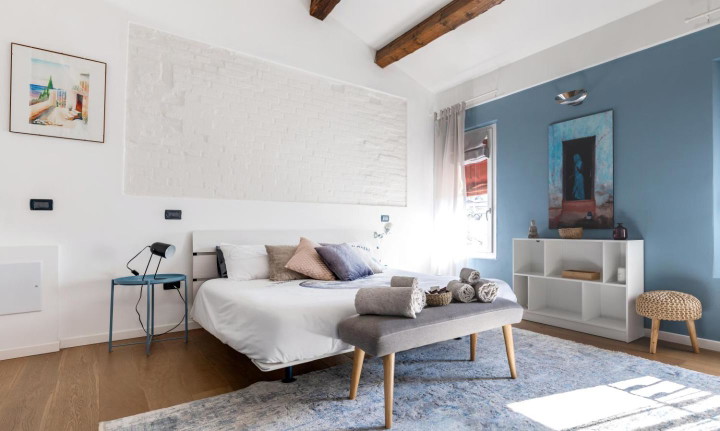The New Place - Ferrara