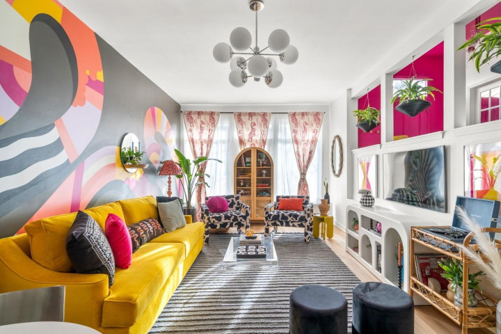 Insta Worthy Home! *Sleeps 8* - Walker's Point! - Milwaukee