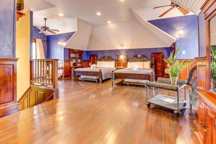 Toucan Suite @ Mahogany Hall - Belize
