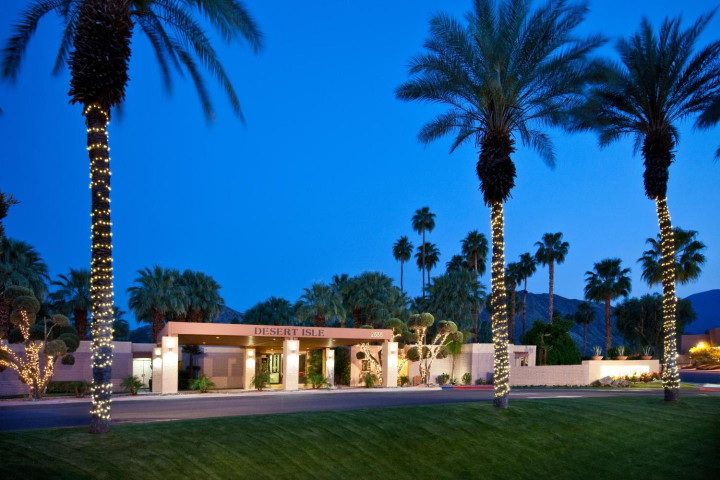 Desert Isle Of Palm Springs - Palm Springs, CA