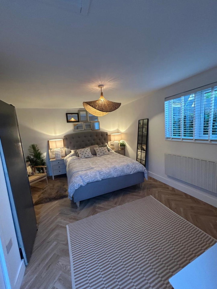 Kingsize Little Home - Stamford
