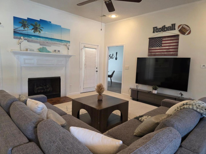 The Bama Bungalow 3bd Walk To The Game, Stay In Style - Tuscaloosa, AL