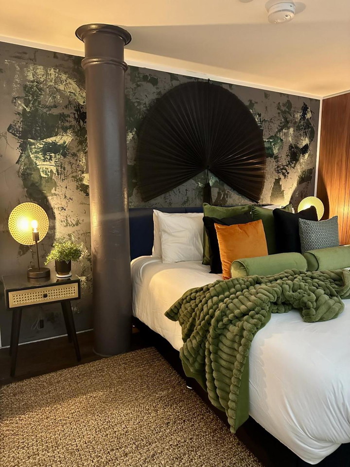 Suite4serenityrwy - Plymouth