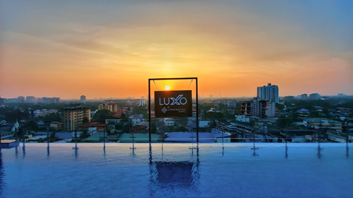 Luxo Kochi - Cochin