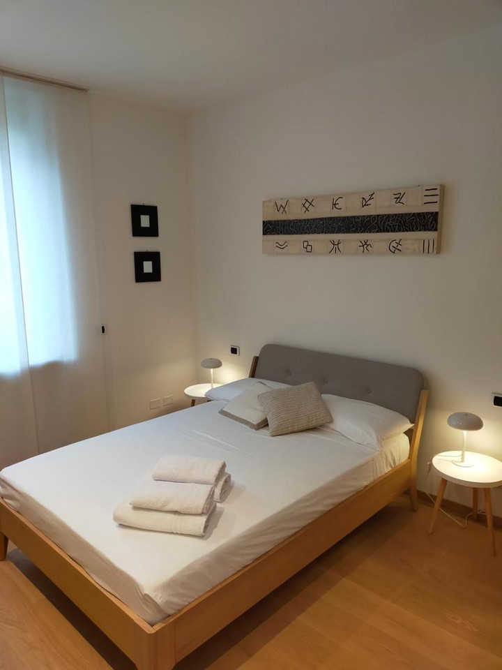 Interno 711 - Udine