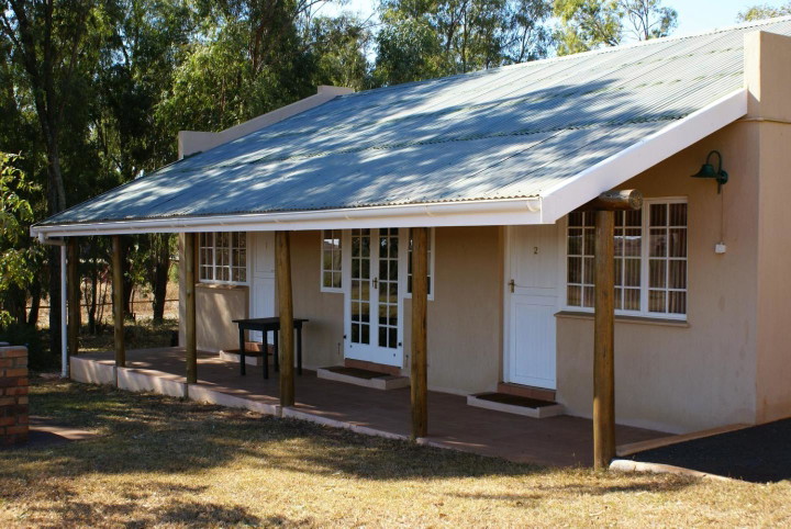 Hluhluwe Country Cottages - Hluhluwe