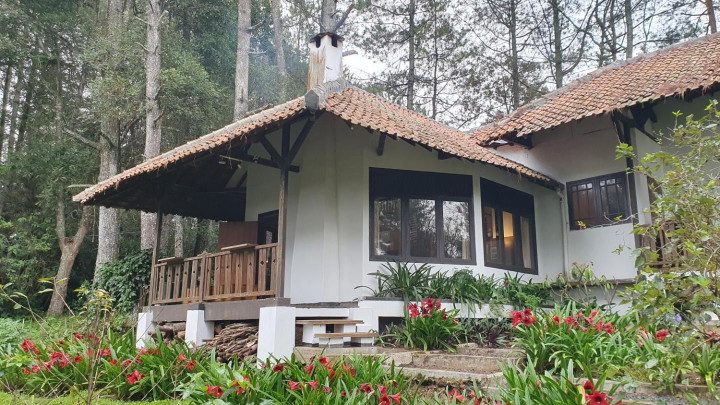 Kartika Lodge - Bandung
