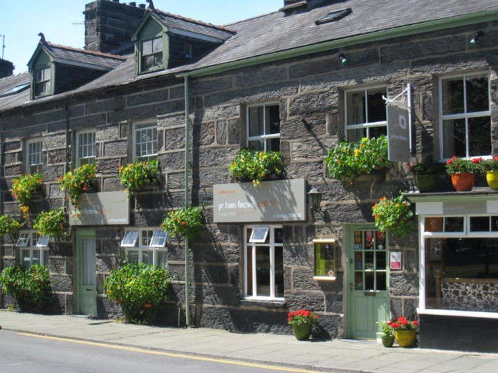 Yr Hen Fecws - Porthmadog