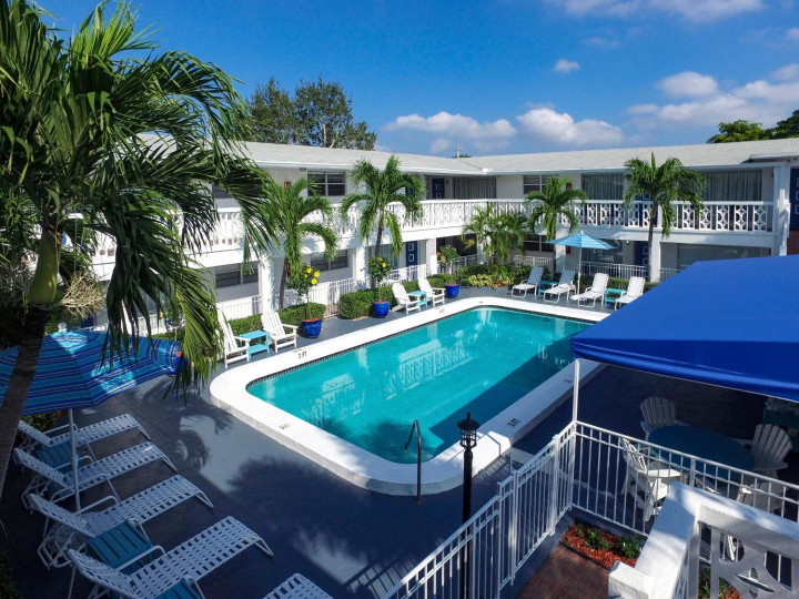 May-dee Suites In Florida - North Miami Beach, FL