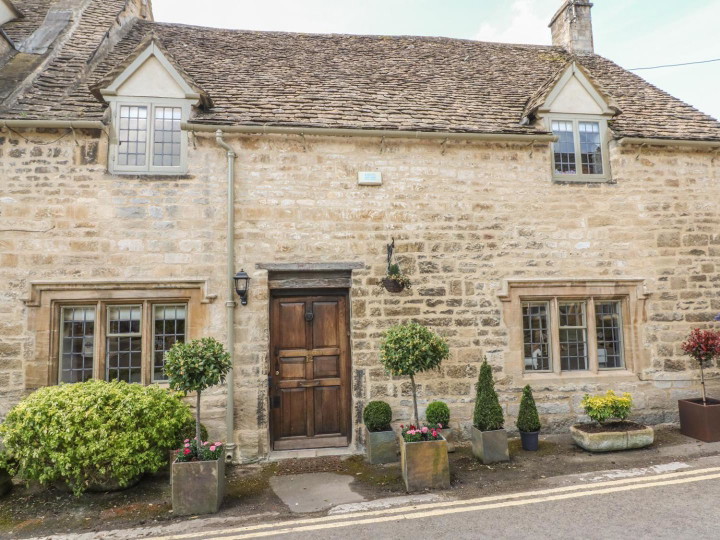 Bull Cottage - Burford, UK
