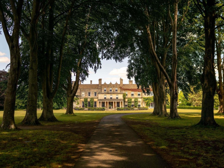 Lucknam Park, Emblems Collection - Bradford-on-Avon