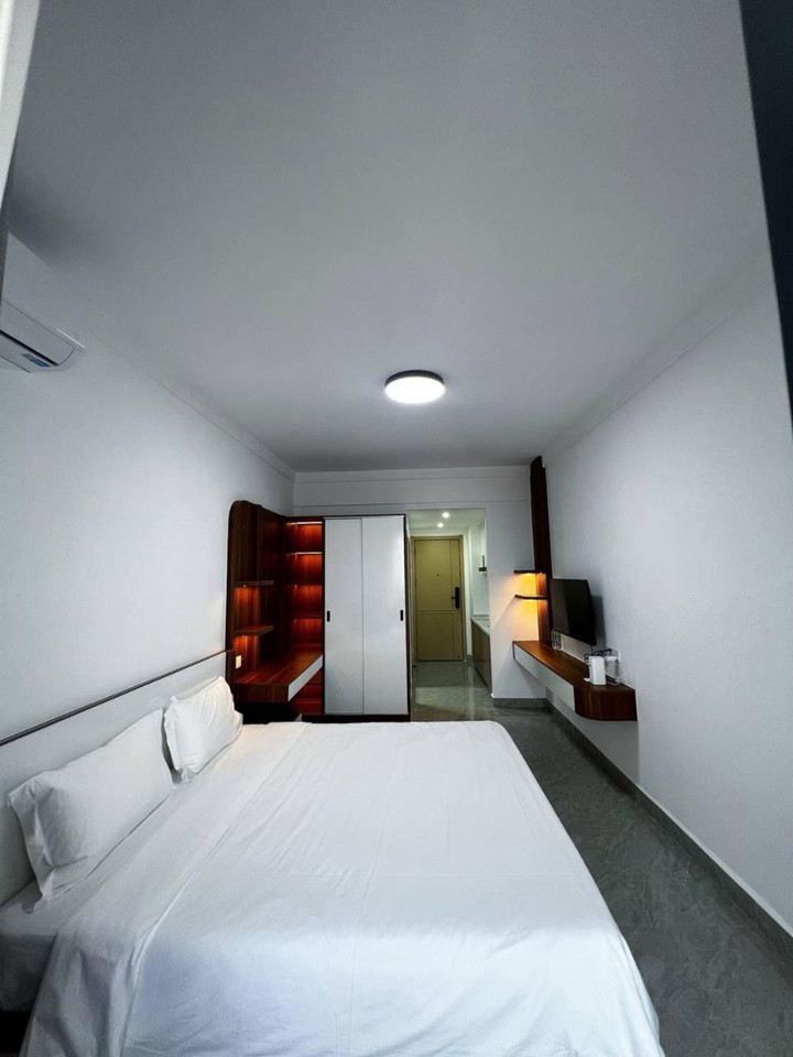 Night Market Hotel - Nom Pen