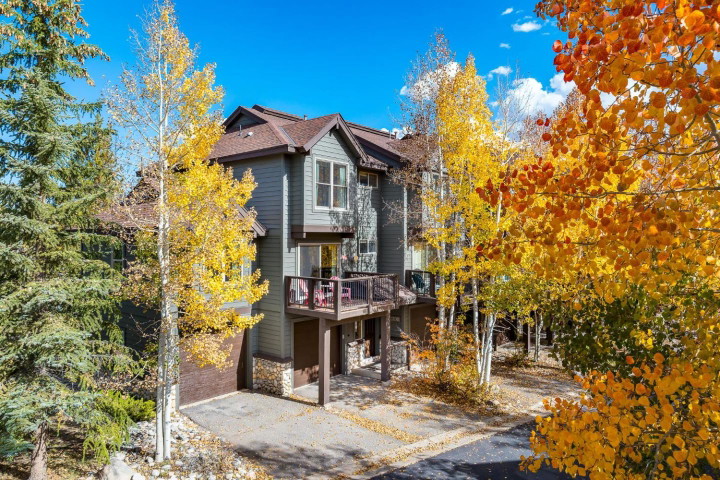 Downtown Wp Townhome 101 I Private Hot Tub I Great Views I Bunk Room I Discounted Attractions - Winter Park, CO