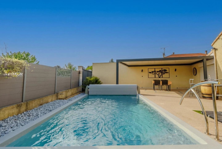 Gîte Avec Spa Privatif Et Piscine - Valence