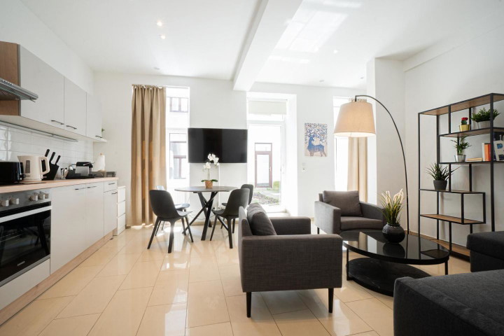 Modern And Lovely Apartment Next To Subway Station - Schwechat
