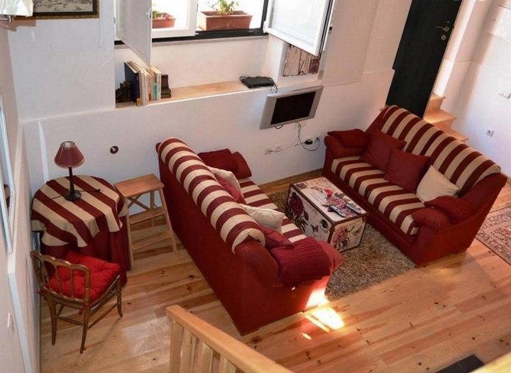 Bairro Alto House, By Timecooler - Almada