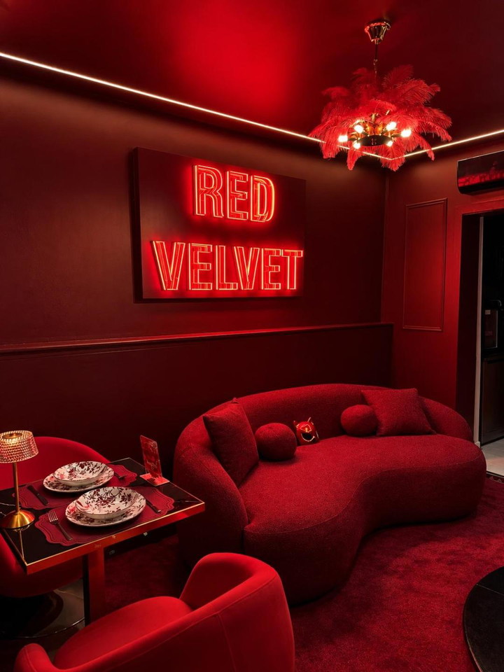 Red Velvet - Salon Privé & Balnéo Privative - San Quintín