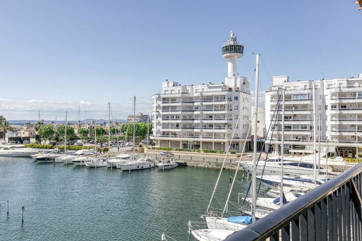 Apartamento Con Vistas A Mar Y Canal. Empuriabrava - Roses