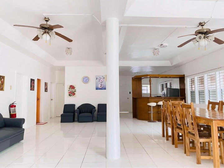 Luna Oslob Travellers Inn - Rest House - Oslob