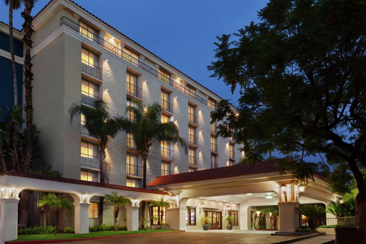 Embassy Suites By Hilton Arcadia-pasadena Area - Monrovia, CA
