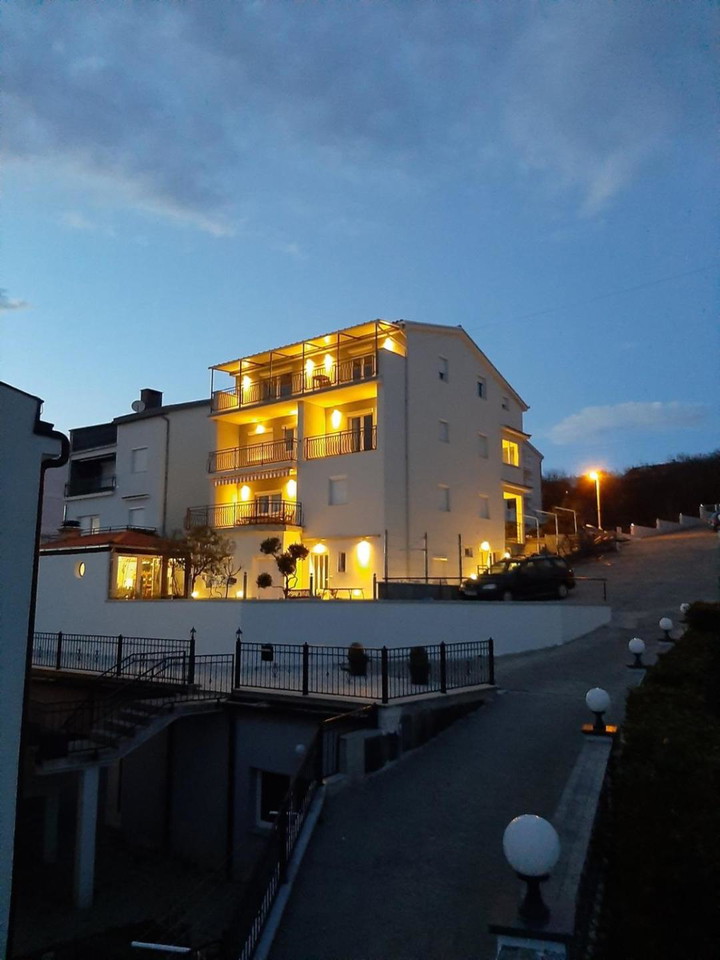 Apartment Matošić - Crikvenica