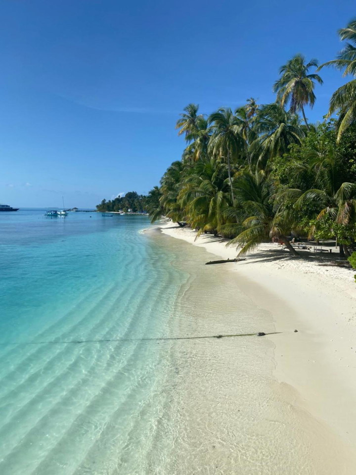 Mandhoo Inn - Maldives