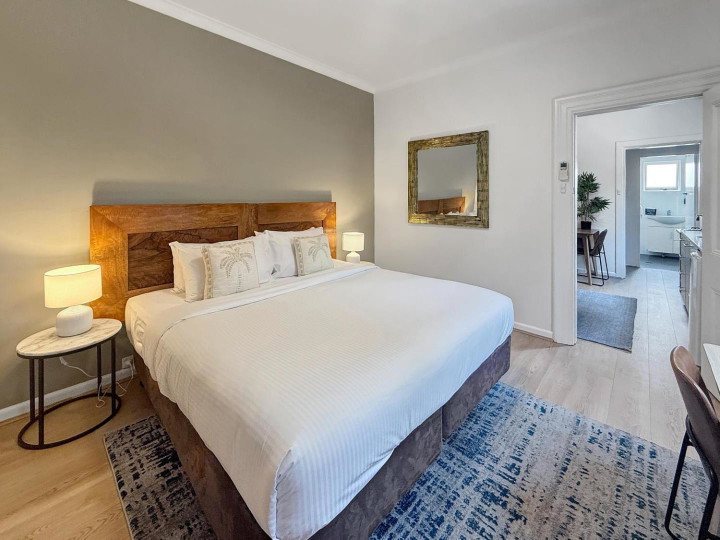 Cute 1 Bedroom With Sunny Courtyard Garden - Manly