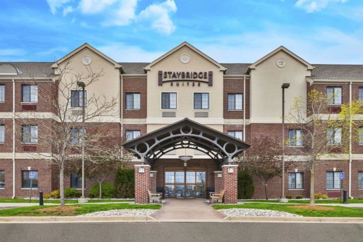 Staybridge Suites Lansing-okemos By Ihg - Lansing, MI