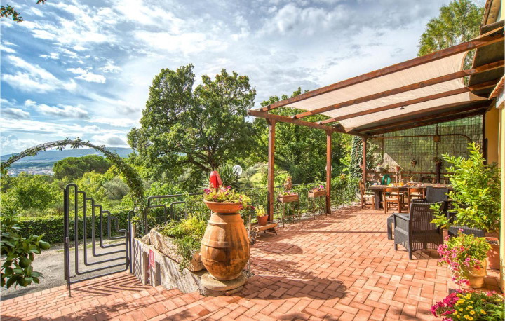 2 Bedroom Lovely Home In Chianciano Terme - Tuscany