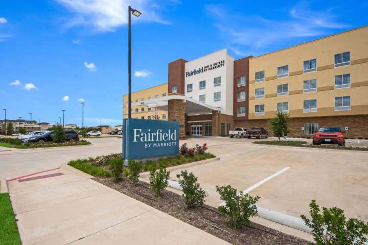 Fairfield Inn & Suites By Marriott Dallas Plano/frisco - Frisco, TX