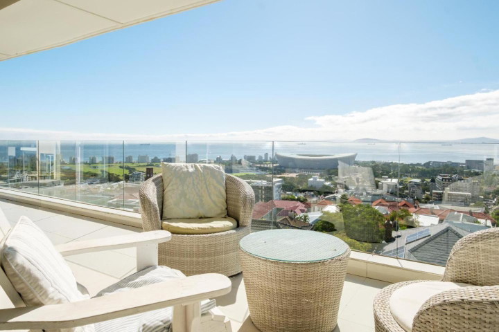 Spacious 3bed Apt Overlooking Cape Town Panova - Cape Town