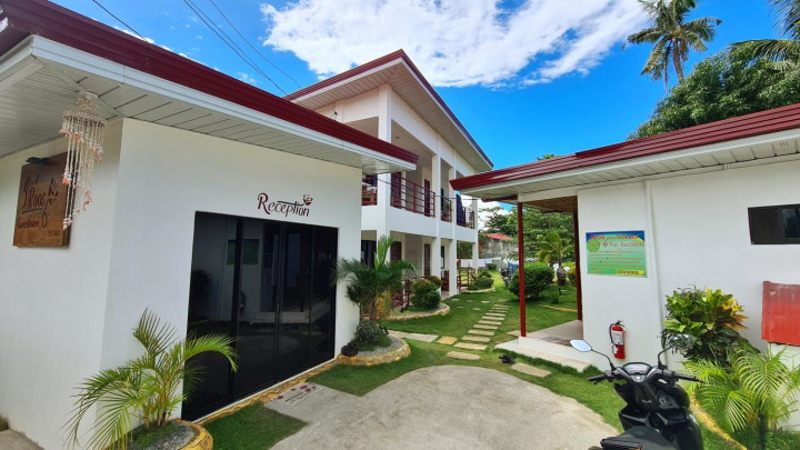 Roos Guesthouse - Moalboal