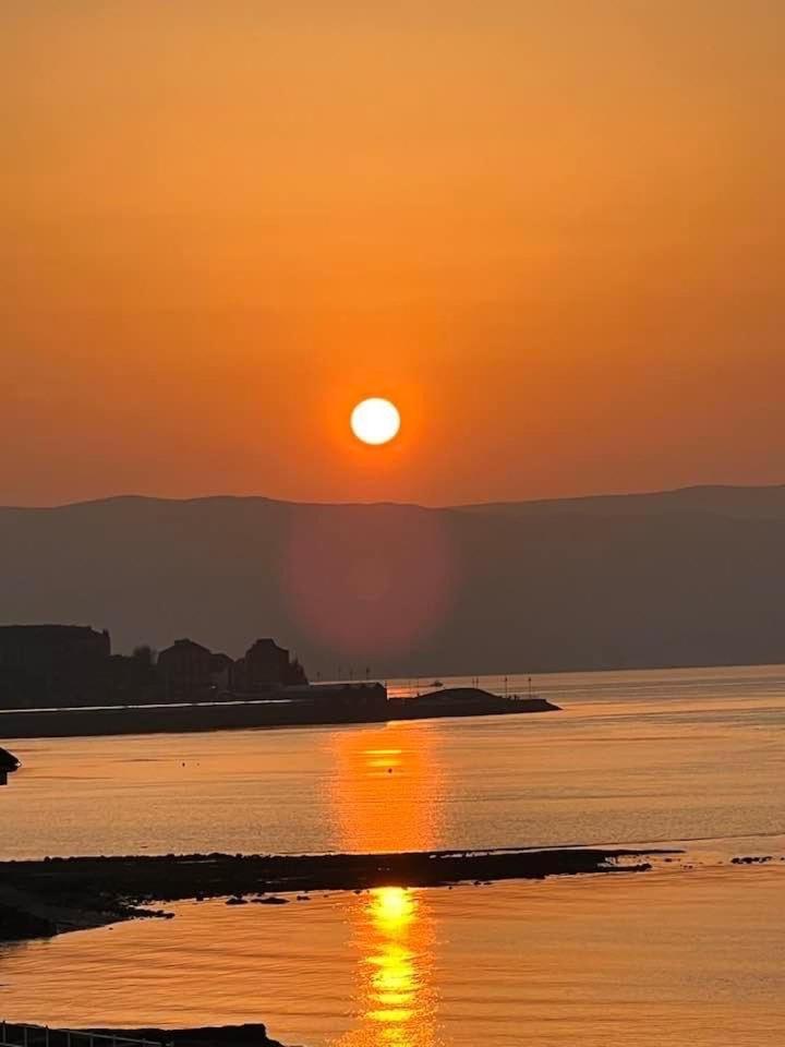 Clyde Hub - Dunoon