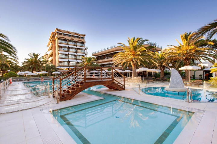 Hotel Caesar Residence & Spa - Pietrasanta