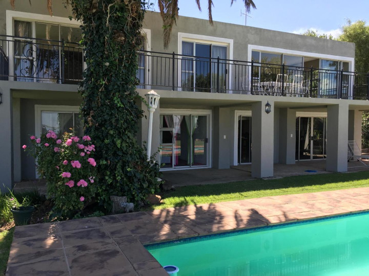 Danica's - Vaal Marina