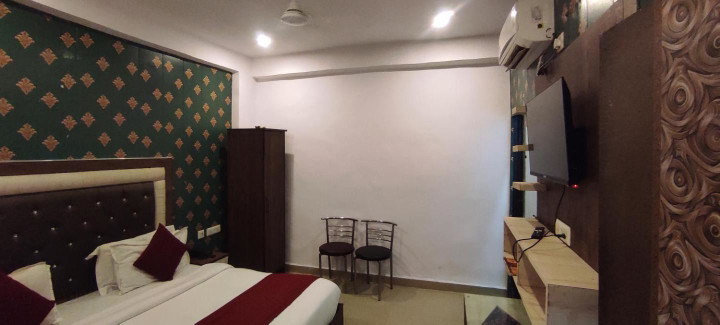 Hotel Golden Stone - Ghaziabad