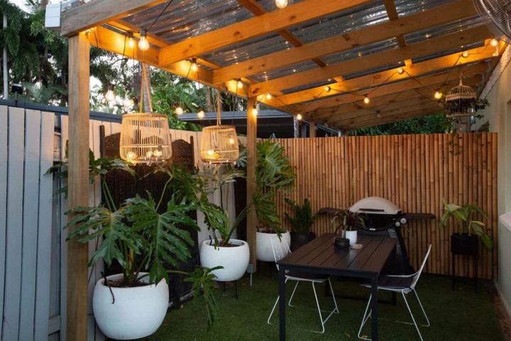 The Tropicana Courtyard - Cairns