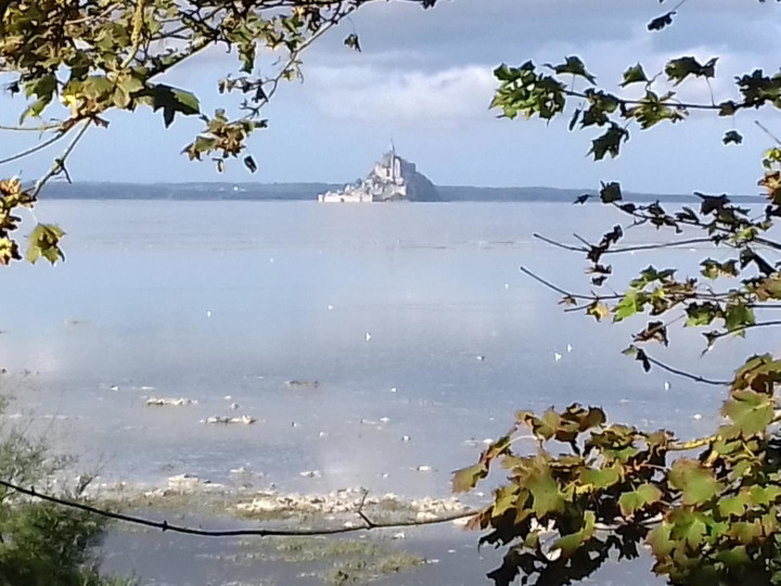 Entre Mont St Michel Et Merveille - Le Mont-Saint-Michel