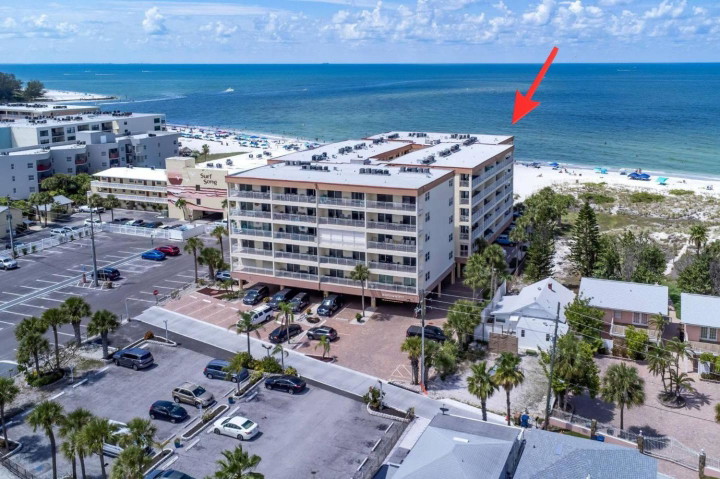 Beachfront Madeira Norte - Madeira Beach, FL