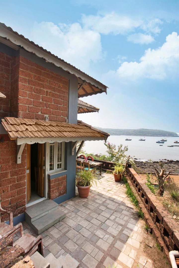 Saffronstays Crescent Bay, Palshet - Guhagar
