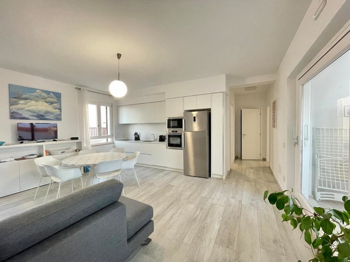 Ida Palace, Nuovo Appartamento Deluxe Fronte Mare - Stintino