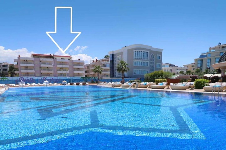 Golem Apartment Vela Beachfront Private Terrace - Albania