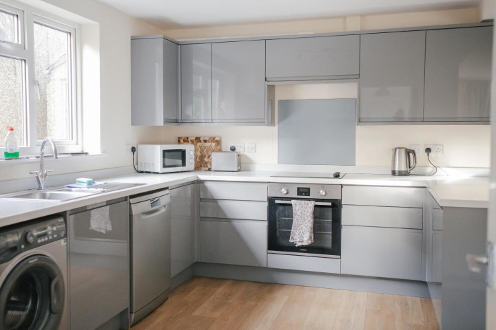 Entire 3 Bedroom House, Salisbury Cathedral City - Salisbury