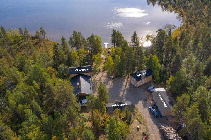 Hirsi - The White Blue Wilderness Lodge - Inari