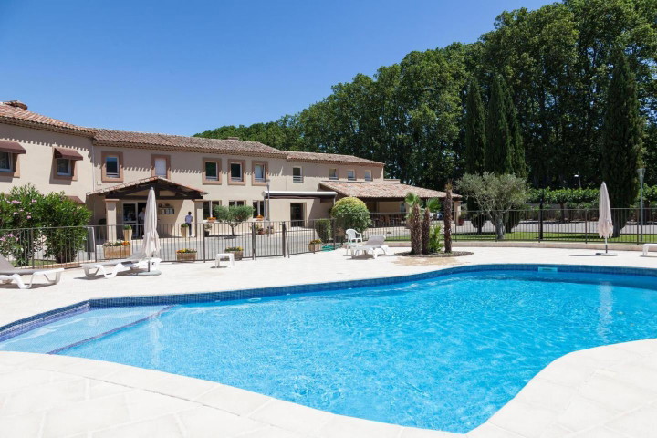 Logis Hôtel Le Mas De Jossyl - La Roque-d'Anthéron
