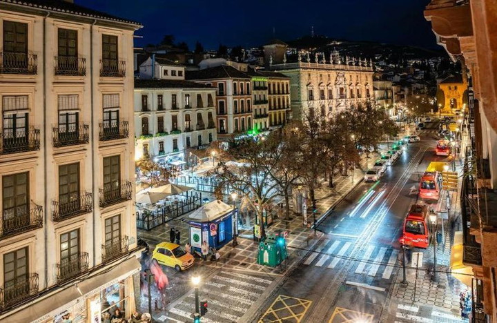 Cozy Studio 6 Min To Alhambra-2 Min To Cathedral Walking - Granada