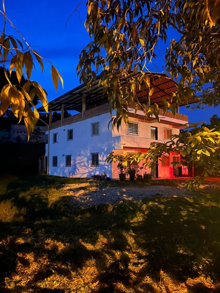 Casa Compartida - Las 5 Quintas - San Rafael, Colombia