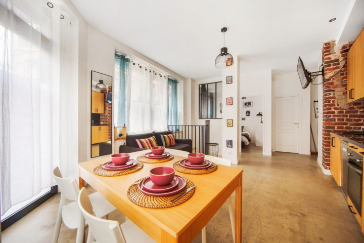 Large Flat Very Close To Montmartre - Paris 9e Arrondissement