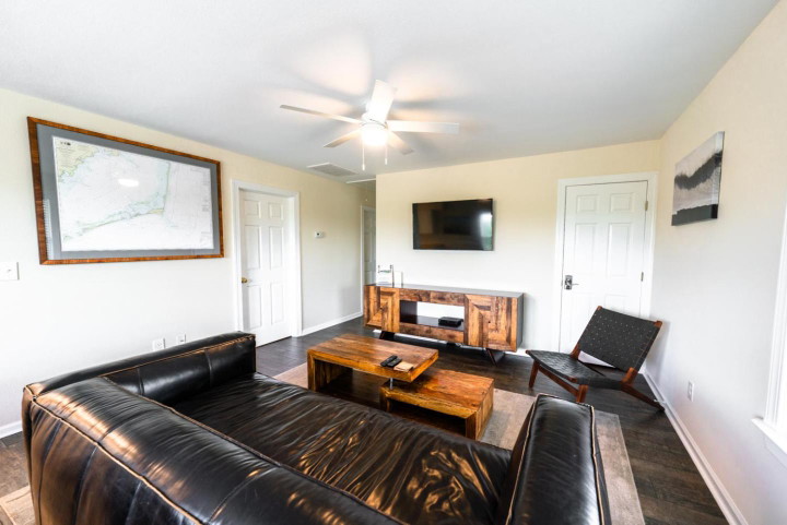 Watermen's Cabana 2c - 3-bed, 2-bath Apartment - Walk To Beach Access & Pet Friendly! - Outer Banks, NC