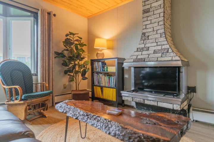 The Hometown Family Inn - Fairbanks, AK
